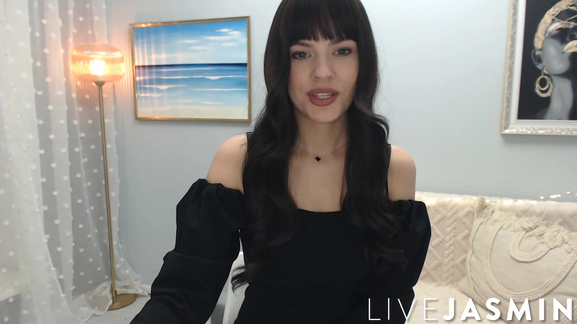 Performers now in Free Chat: